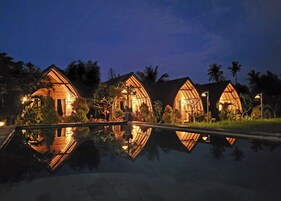 Quarto Panorâmico | Secretária, camas desdobráveis, Wi-fi grátis, roupa de cama fornecida