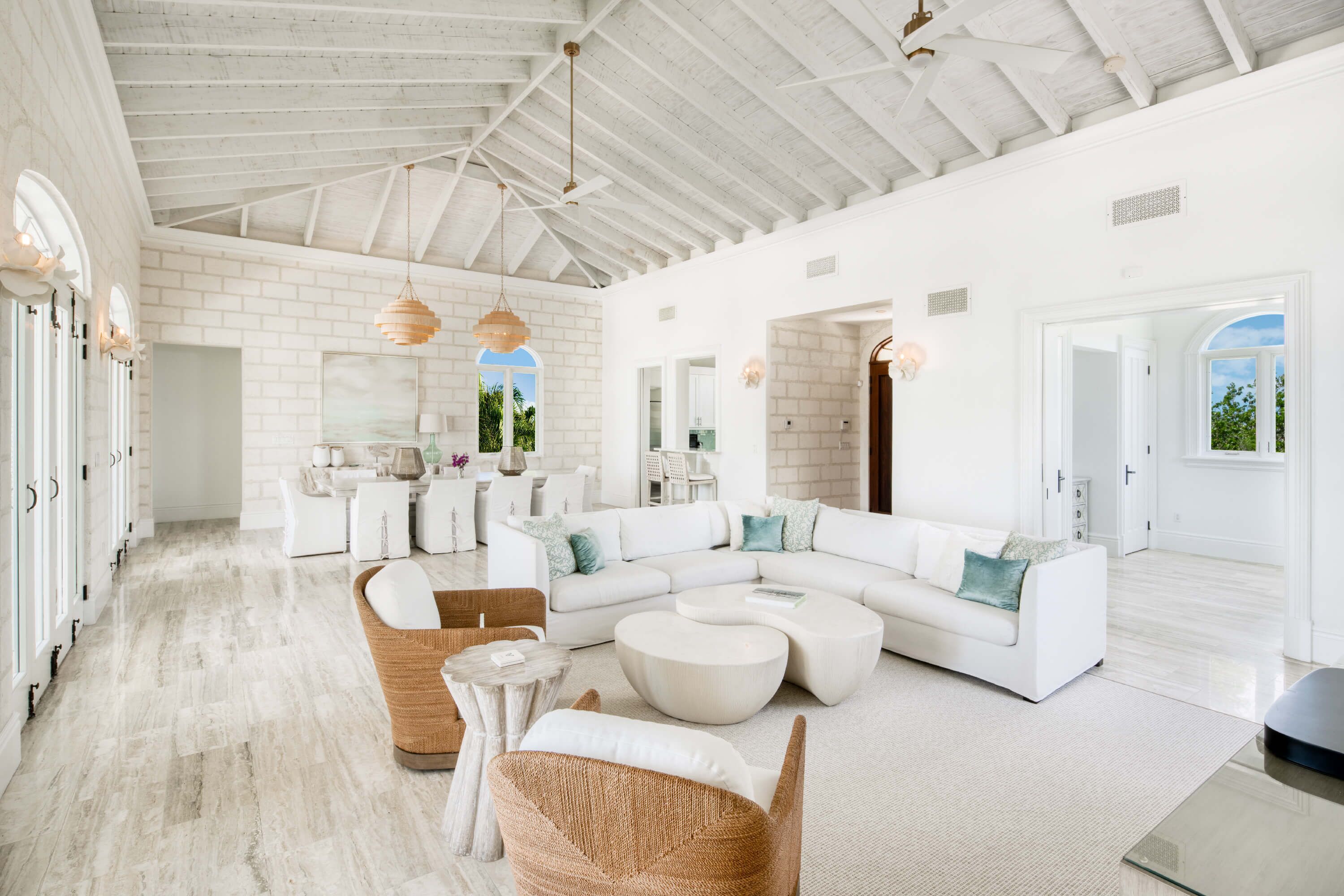 Exclusive Oceanfront Villa On Taylor Bay Beach! - The Bahamas