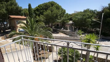 Apartamento, 4 quartos | Terraço/pátio interior