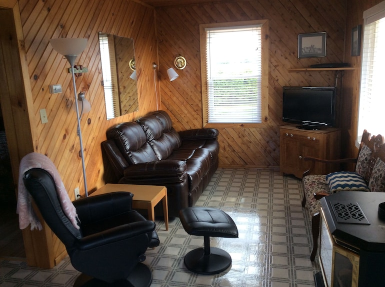 Schurmans Shore Cottage #4 - Summerside