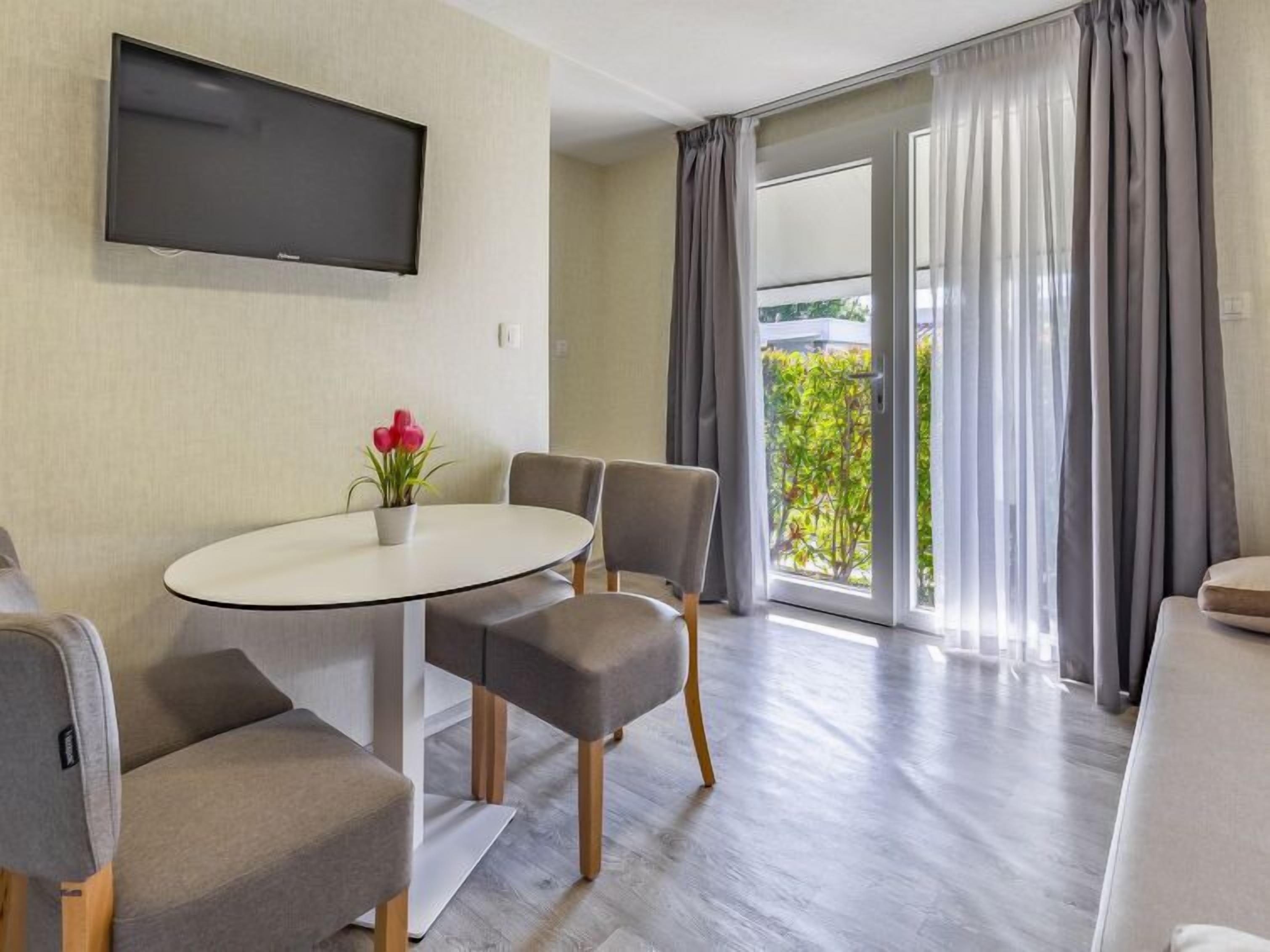 Mobile Home Luxury Premium By Interhome - Pula