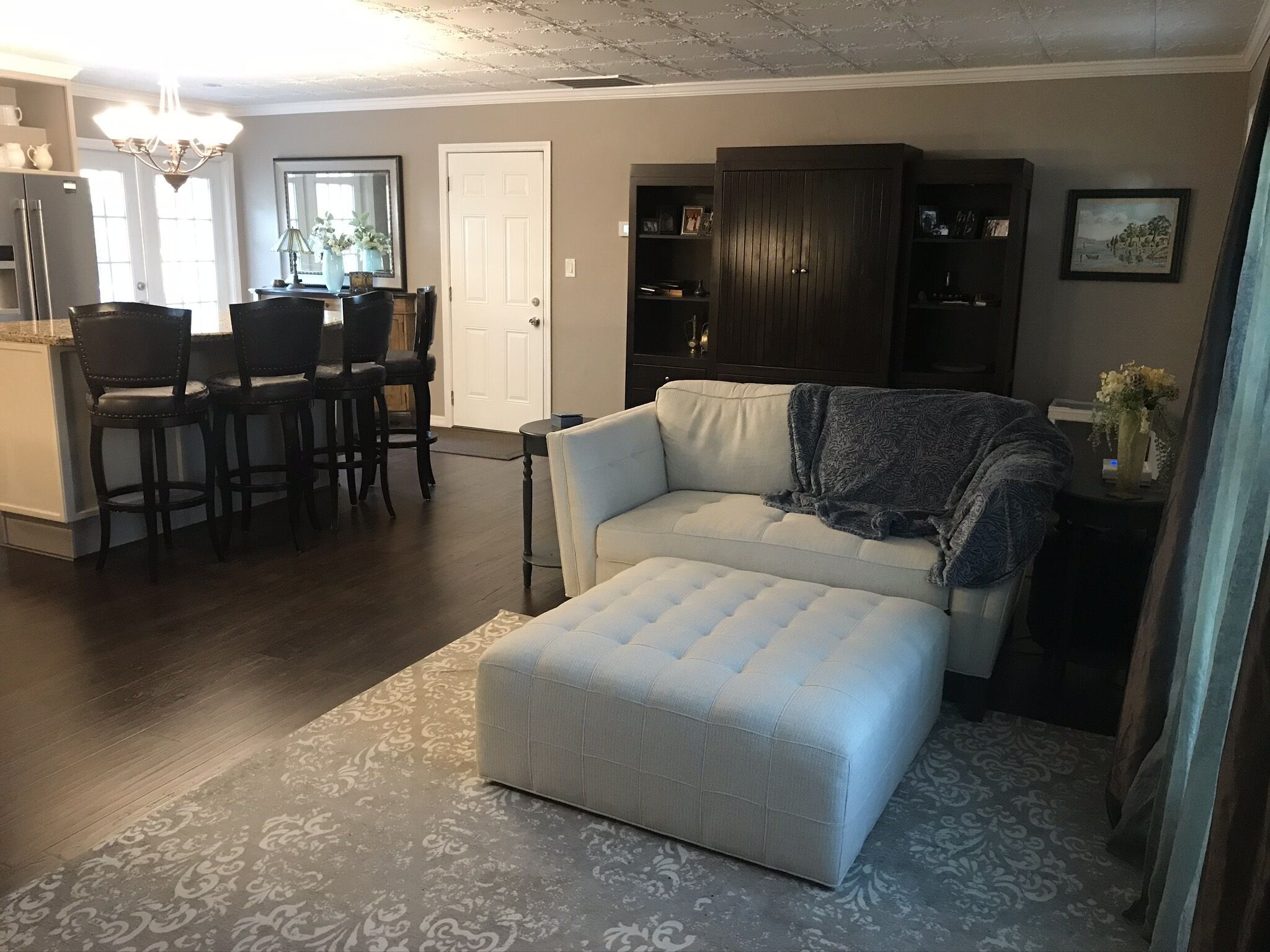 Quaint Renovated Country Home With Modern Amenities - Lake Clay, FL