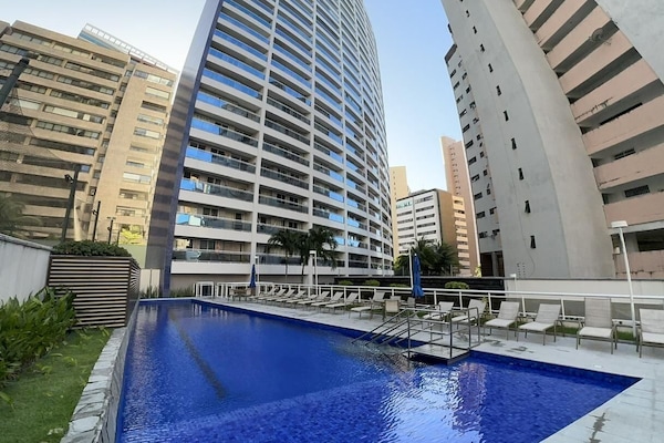 Piscina exterior sazonal