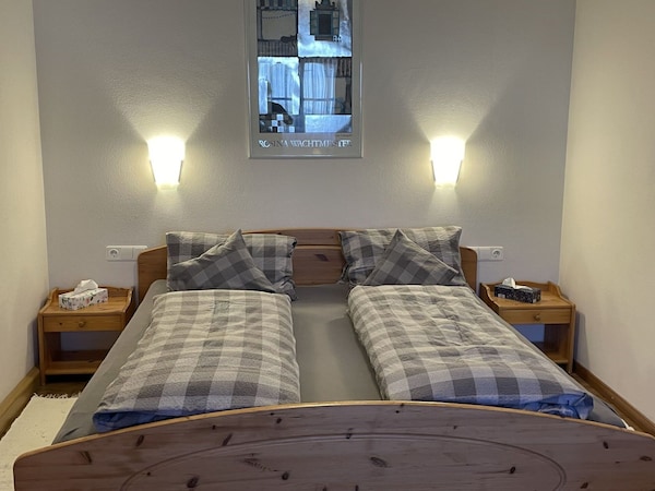 Gemütliche Wohnung Mit W-lan, Tv, Terrasse, Haustiere Erlaubt, Panoramablick Und Parkplatz - Kitzbühel