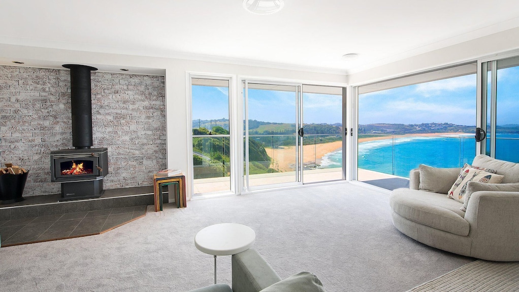 Vitamin Sea - Just What The Doctor Ordered. - 臥龍崗