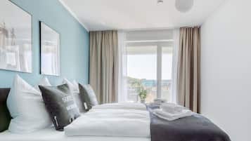 One-Bedroom Suite L with balcony | Individualmente decorados, individualmente mobiliados