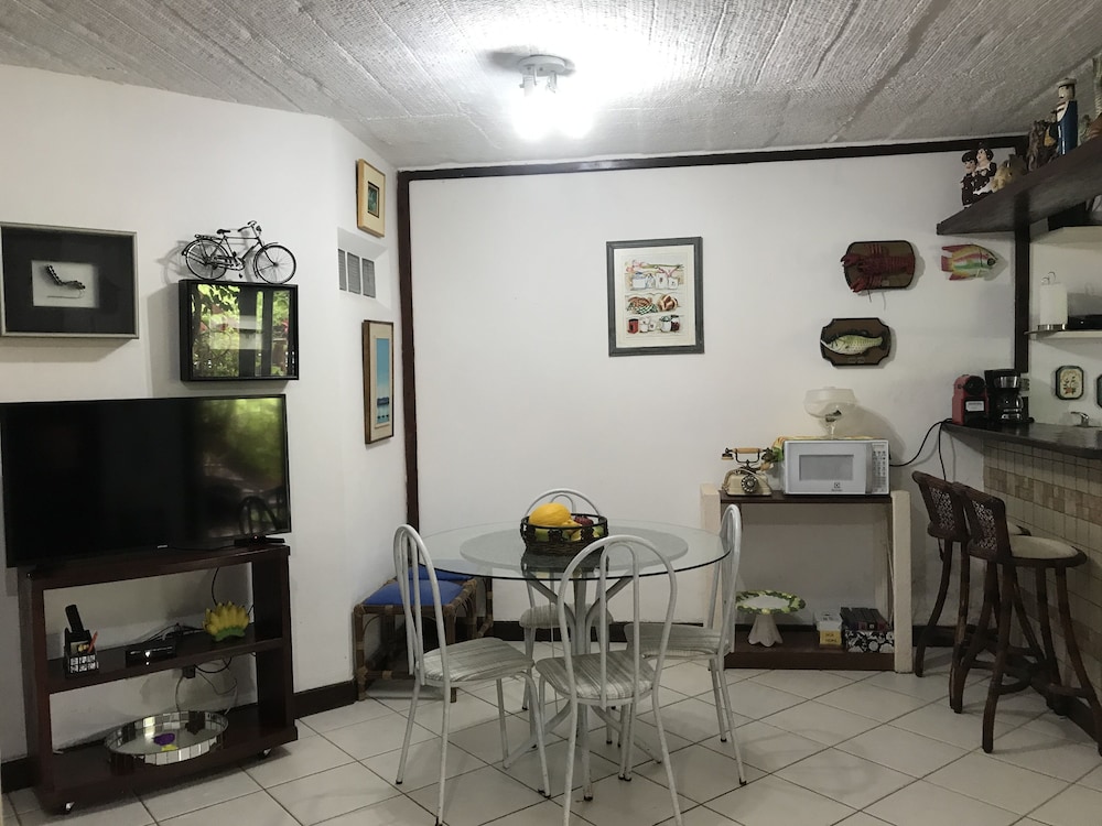 Maison Située à 200 M De La Plage, Zone De Loisirs, Restaurants, Bars Et Commerces - Bahia