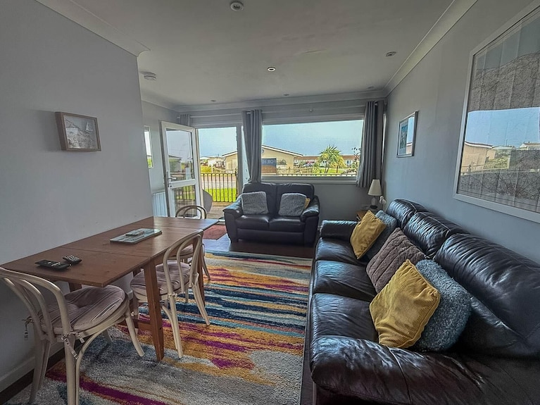 Chalet For Hire At Rainbows End Near A Beautiful Norfolk Beach Ref 31039r - Great Britain