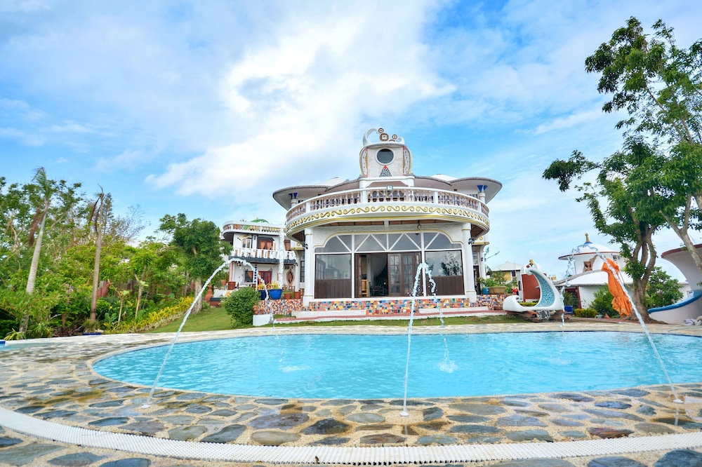 Jade's Casa De Arte - Malay