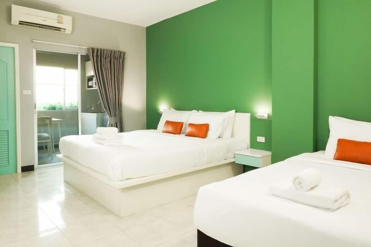 Escrivaninha, Wi-Fi de cortesia, roupa de cama