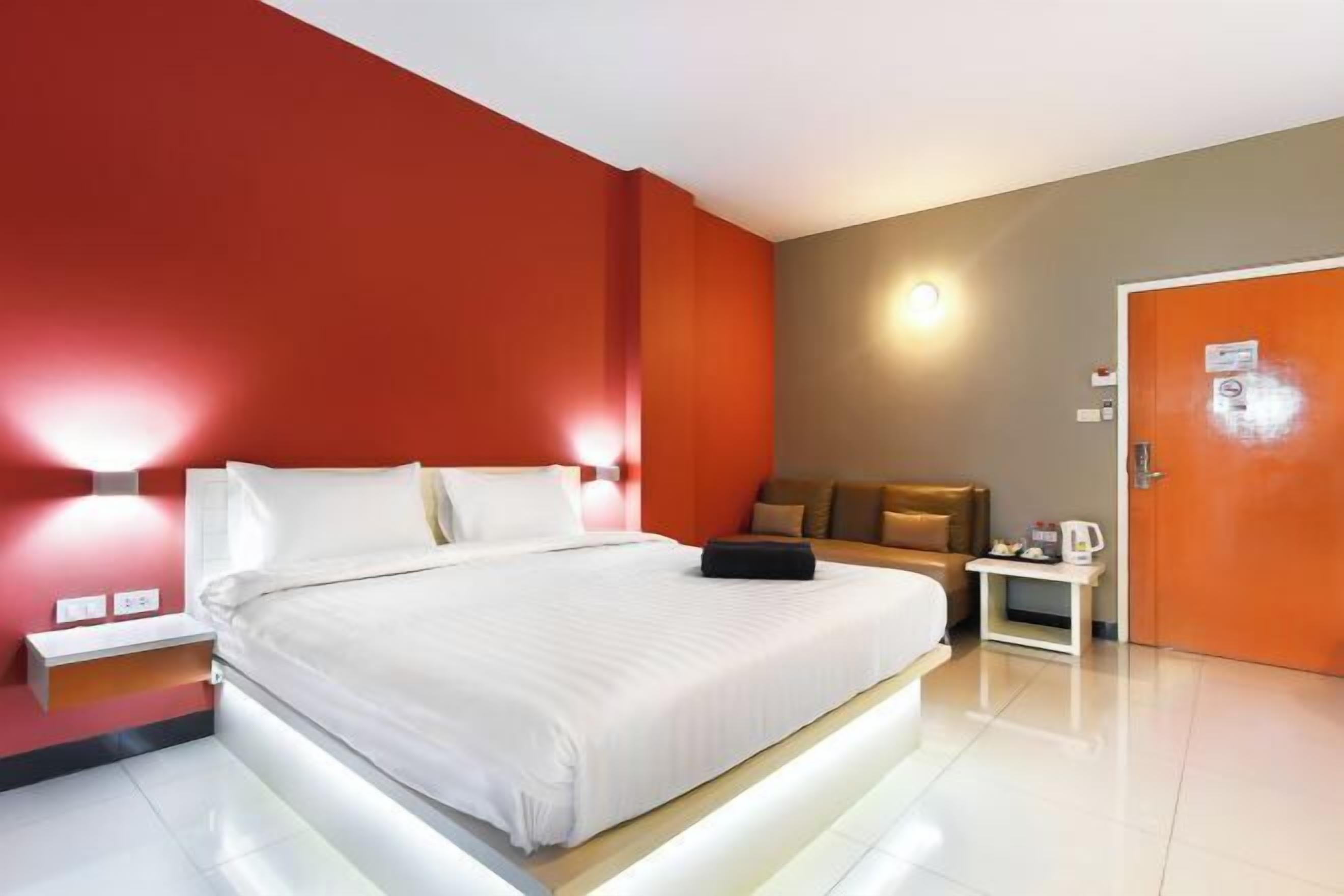 Secretária, Wi-fi grátis, roupa de cama fornecida 