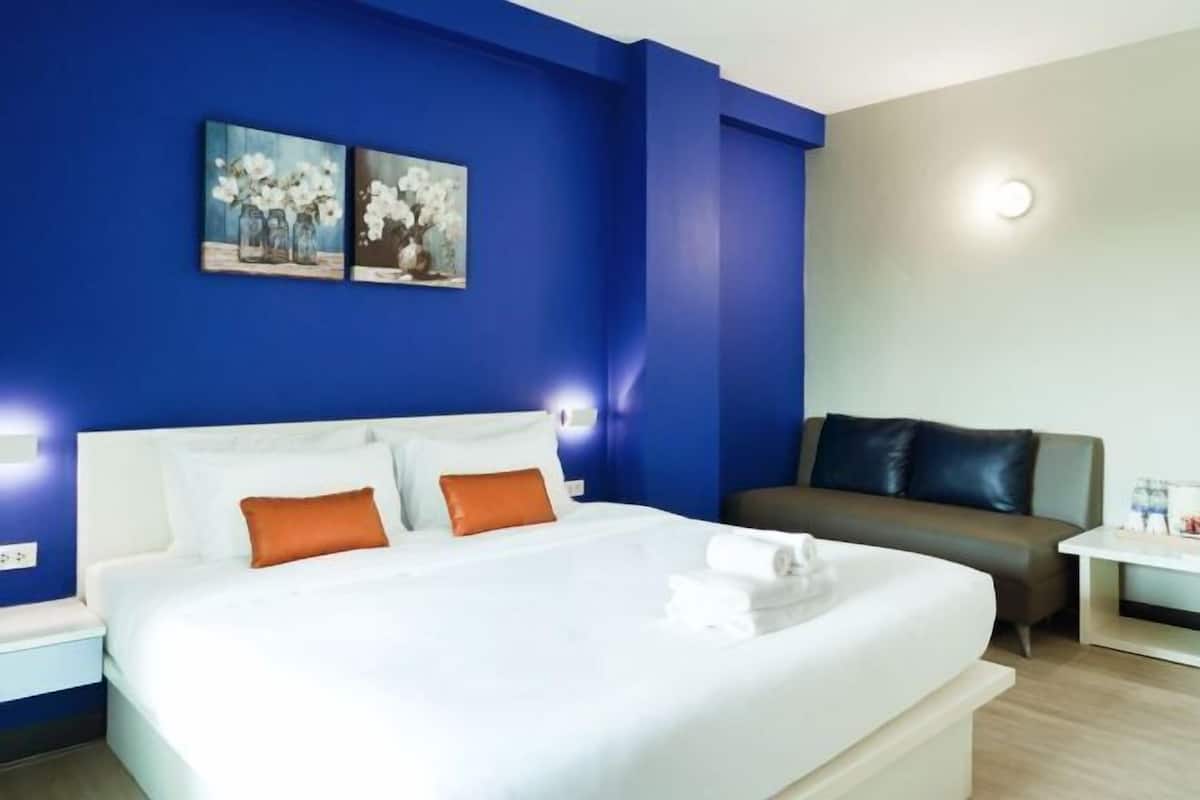 Escrivaninha, Wi-Fi de cortesia, roupa de cama