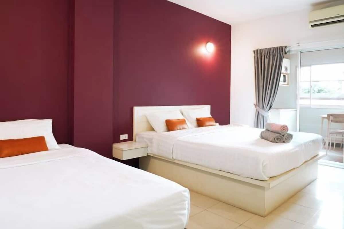 Escrivaninha, Wi-Fi de cortesia, roupa de cama