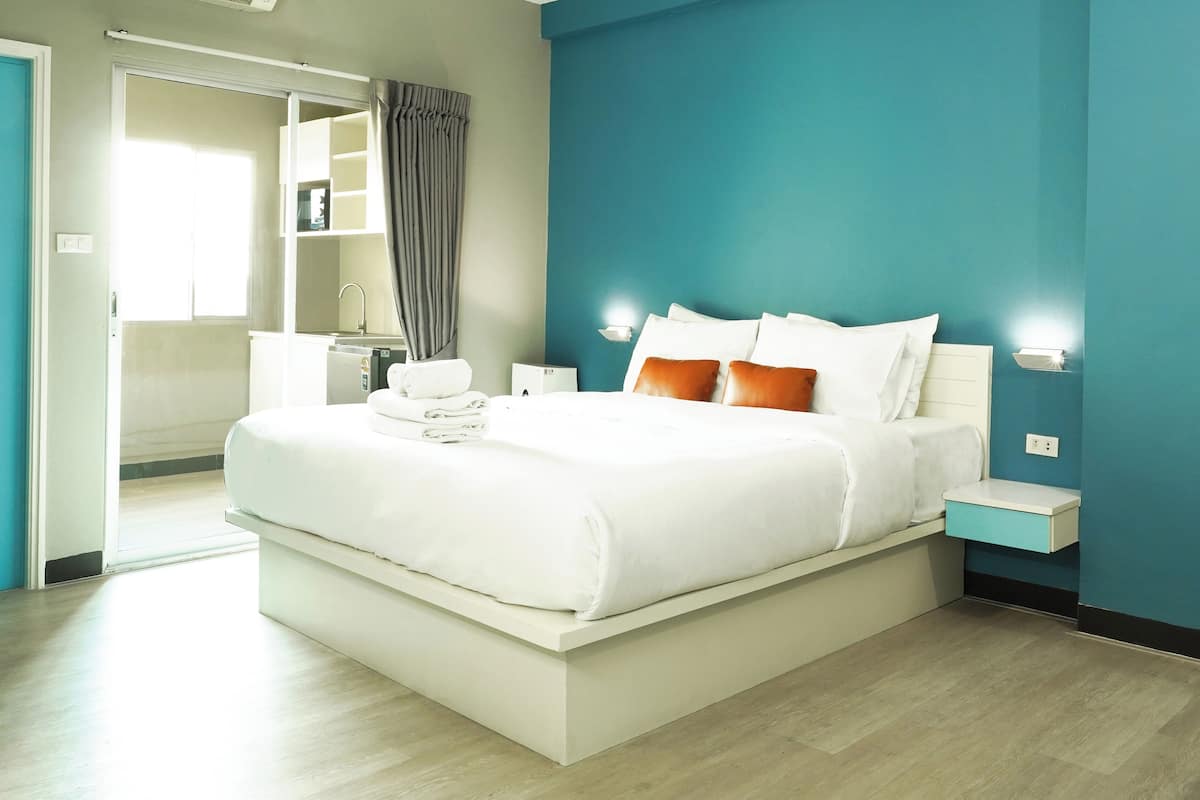 Escrivaninha, Wi-Fi de cortesia, roupa de cama