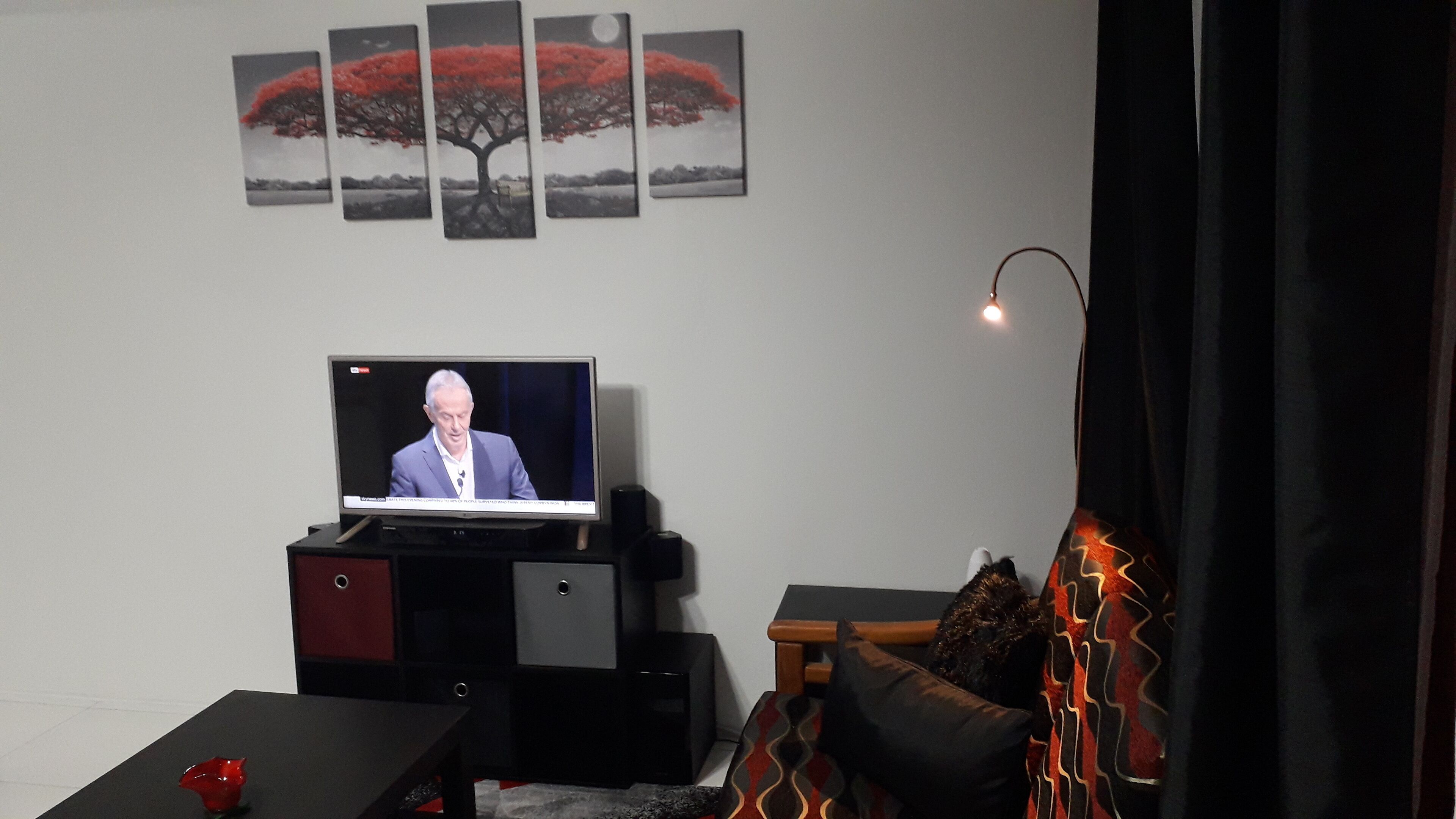 Seguro, Bien Equipado Apartamento De 1 Habitación, Cocina Completa, A Minutos De Puerto España - Port of Spain