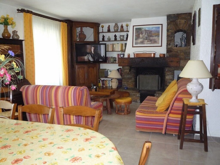 Charmante Maison Avec Terrasse à Cavalaire Sur Mer - Var