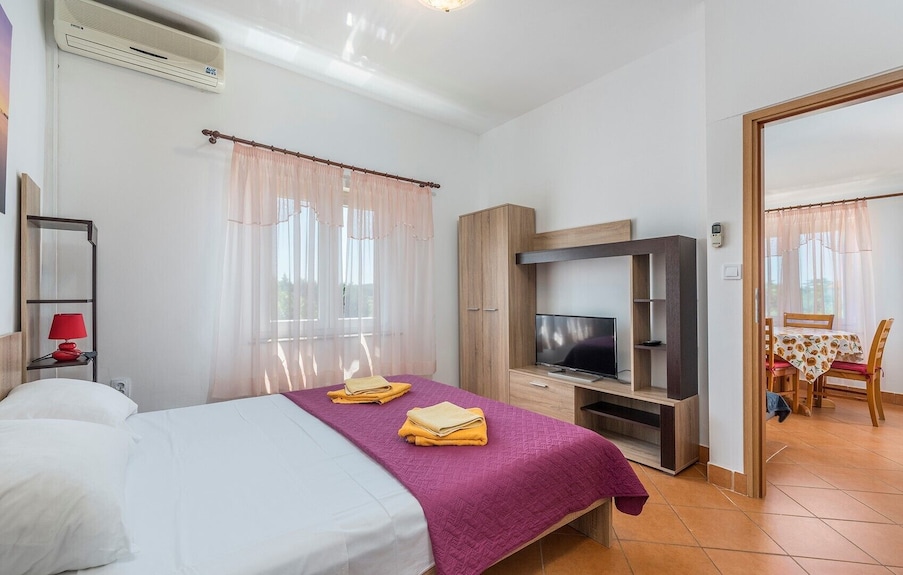 Stanko Fazana / One-bedroom A4 With Garden View - Fažana