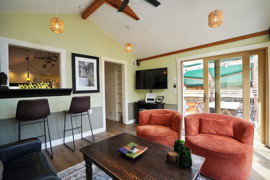 Camine Hasta El Centro De Napa: Degustación De Vinos, Cervecerías, Gastronomía, Bottlerock, Oxbow - Napa, CA