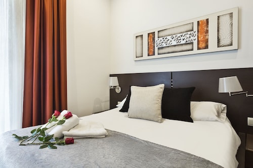 Luminous Apartment Close To Sagrada Familia - Barcelone