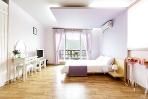 Apartamento em Condomínio Fechado (Amethyst, Max 2 People) | Wi-fi grátis 