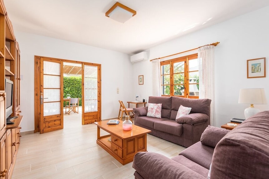 Ca'n Marc 3 Bedroom Villa, Cala Blanca - Menorca