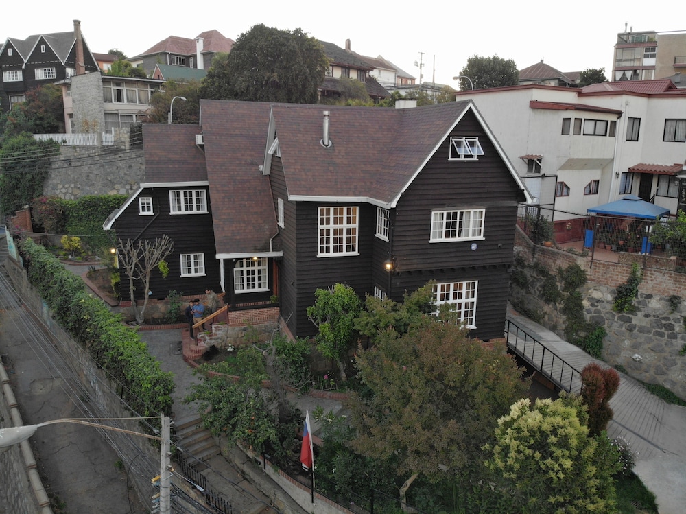 Rustika Bed & Breakfast - Valparaíso