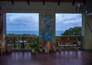 Smart TV de 32 polegadas com canais por cabo, televisor 