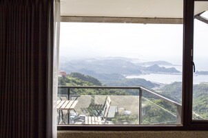 Quarto Exclusivo, 1 cama queen-size, varanda, vista para o oceano | Varanda