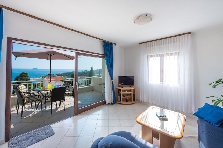 Pendo 2 Apartment With Sea View, Near Beaches And Dubrovnik - Croatia