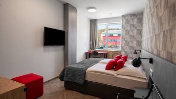 Quarto casal | Frigobar, cofres nos quartos, escrivaninha