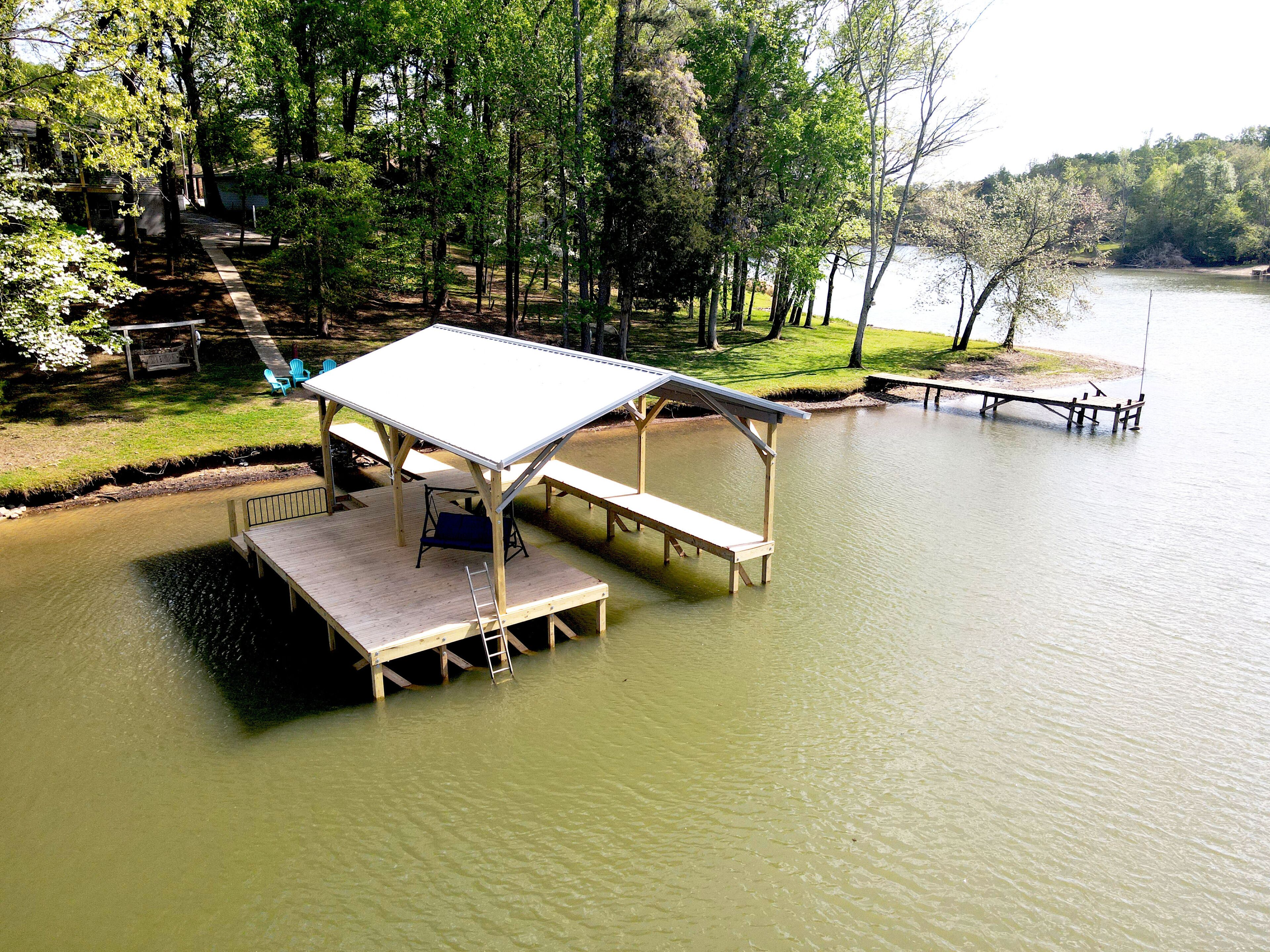 Fishing is great on the Hiwassee and Chickamauga Lake! - Decatur | Vrbo