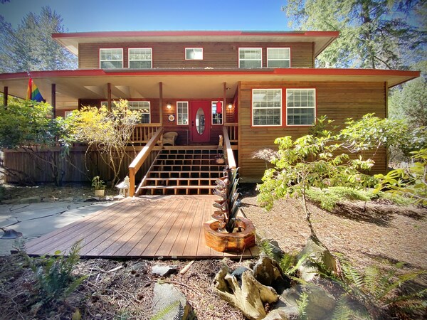 Otters Pond Bed & Breakfast - Orcas Island, WA