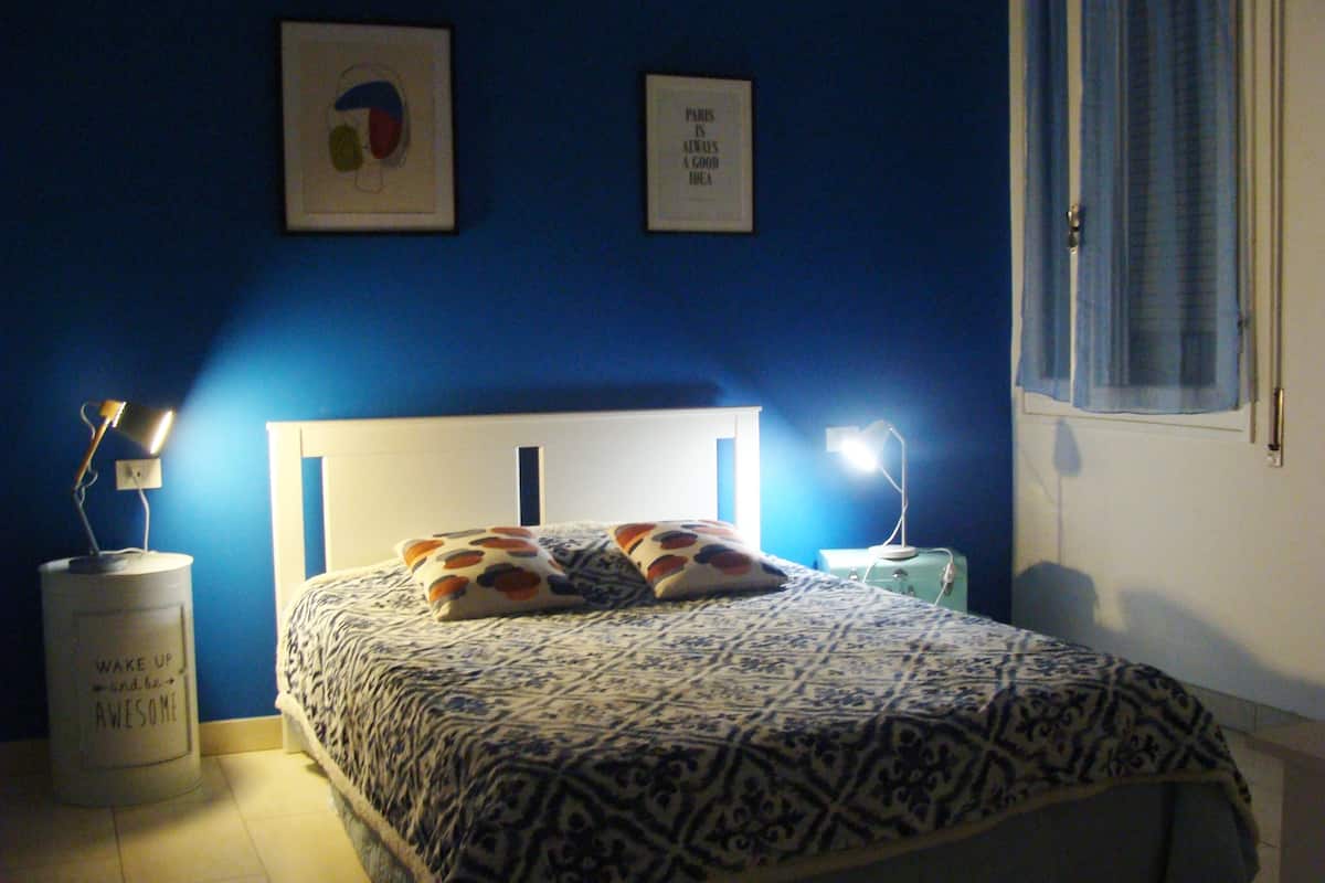 Quarto casal | Individualmente decorados, individualmente mobiliados, escrivaninha