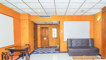 Quarto casal premier | 1 quarto, escrivaninha, Wi-Fi de cortesia, roupa de cama