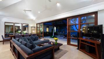 Televisor de ecrã plano de 40 polegadas com canais por cabo, televisor