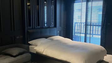 Quarto casal (A3B Secret) | Roupas de cama premium, edredons de pluma, cortinas blackout