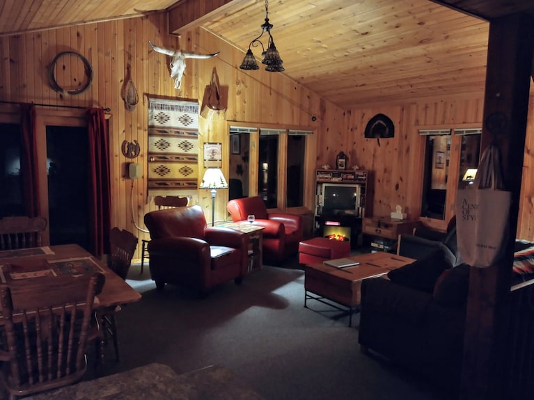 Mountain Getaway. Located On 7 Acres At 6,500 Foot Elevation. Elk, Deer, Turkey\n - South Dakota