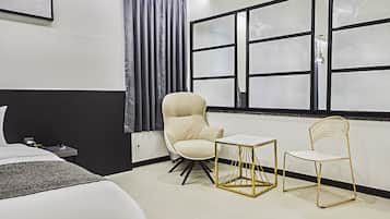 Quarto Duplo Superior | Roupa de alta qualidade, edredões de penas