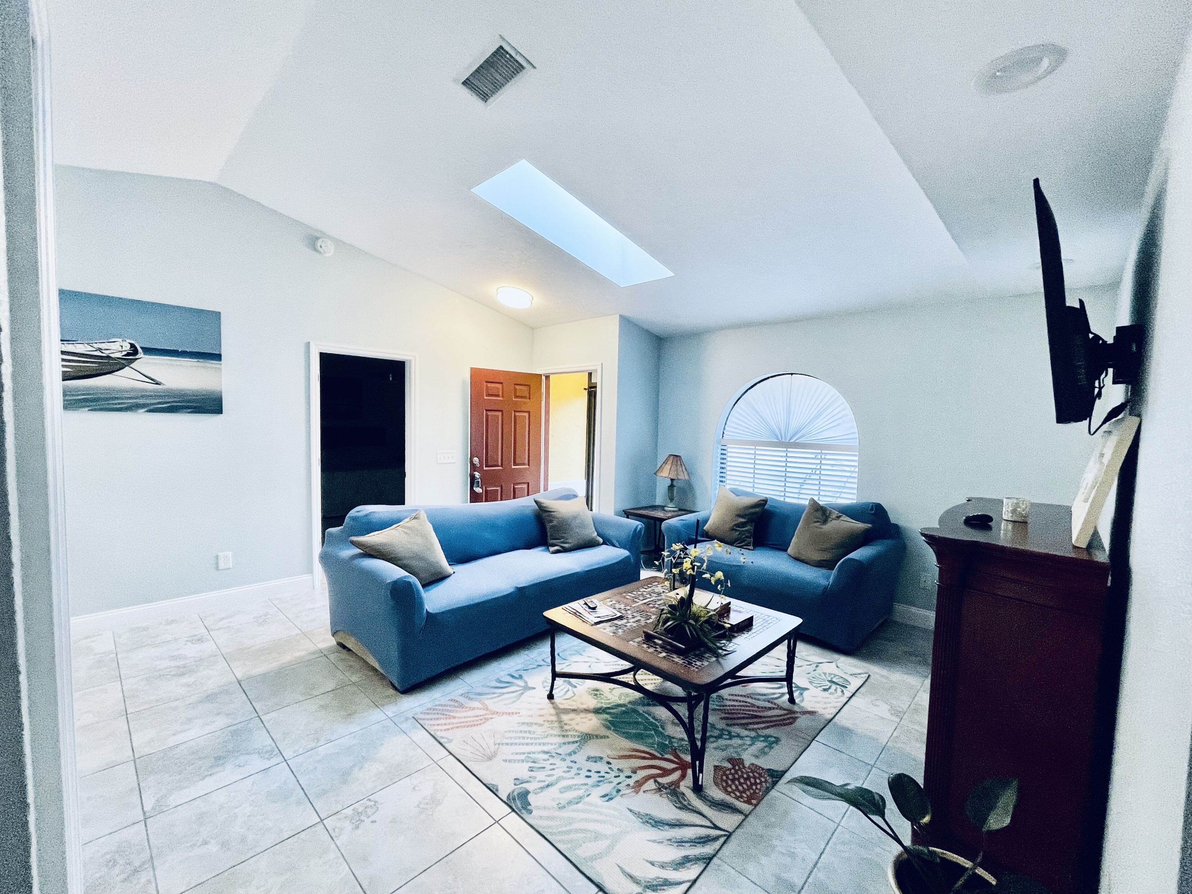 3/2 Pool & Fully Fenced Backyard Home Very Close To The Beach! - Palm Coast, FL