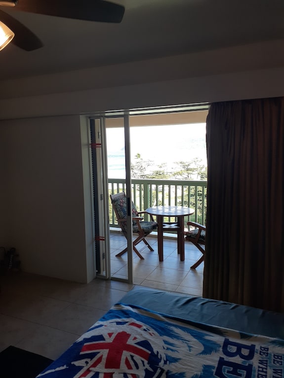 Beachfront Holiday Villa - Coral Bay