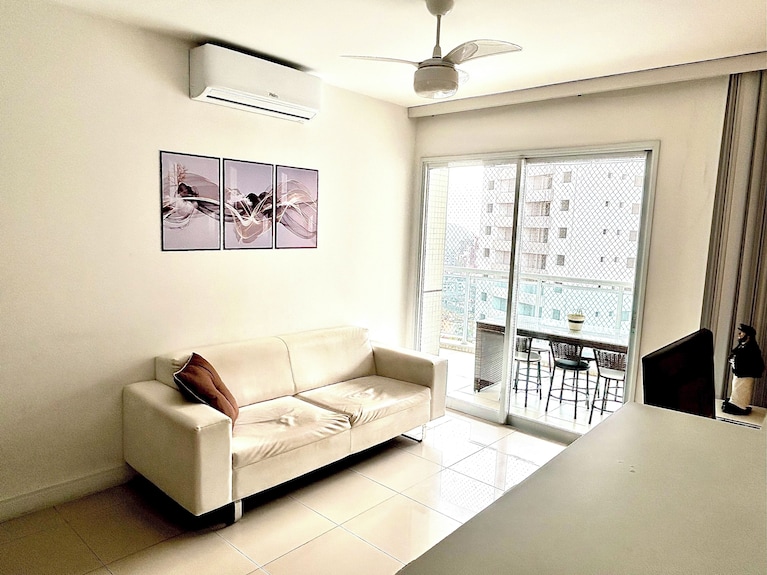 Apartamento Frente A La Playa De Asturias Con Piscina Con Vistas Al Mar. - Guarujá