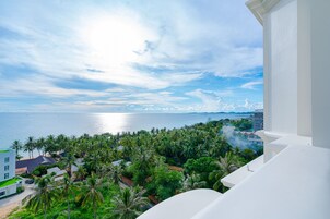 Quarto júnior, vista para o mar | Vista do quarto