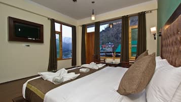 Quarto Duplo Deluxe | Com mobília individualizada, ferro/tábua de engomar