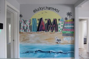 Casa Familiar, 3 quartos, não fumadores, no canto | Sala de estar | Smart TV de 32 de polegadas com canais digitais, televisor, Netflix 