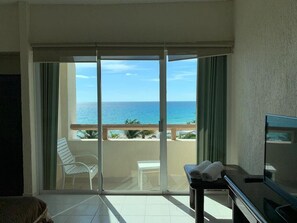 Estúdio Clássico | Vista da varanda