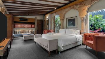 Grand Suite | Roupa de alta qualidade, edredões de penas, minibar