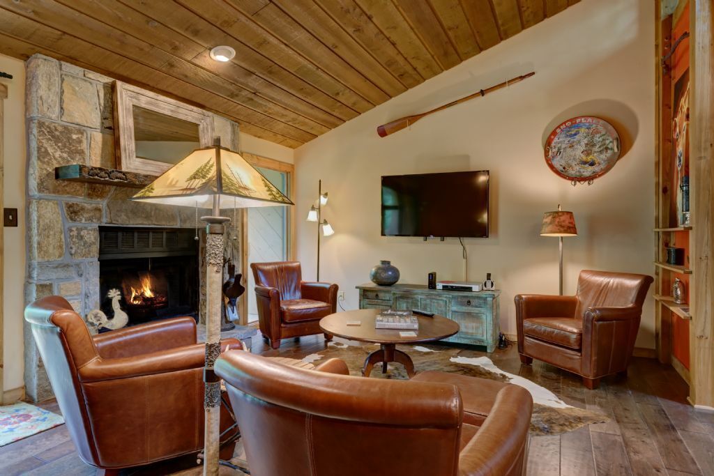 Kenneys Glen - Cozy Townhome With Amenities! - Cashiers, NC