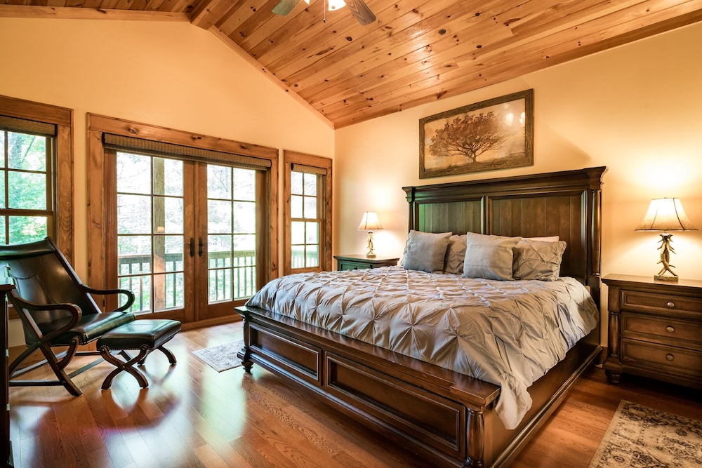 Simple Life - Lovely Cabin With Great Amenities! - Cashiers, NC