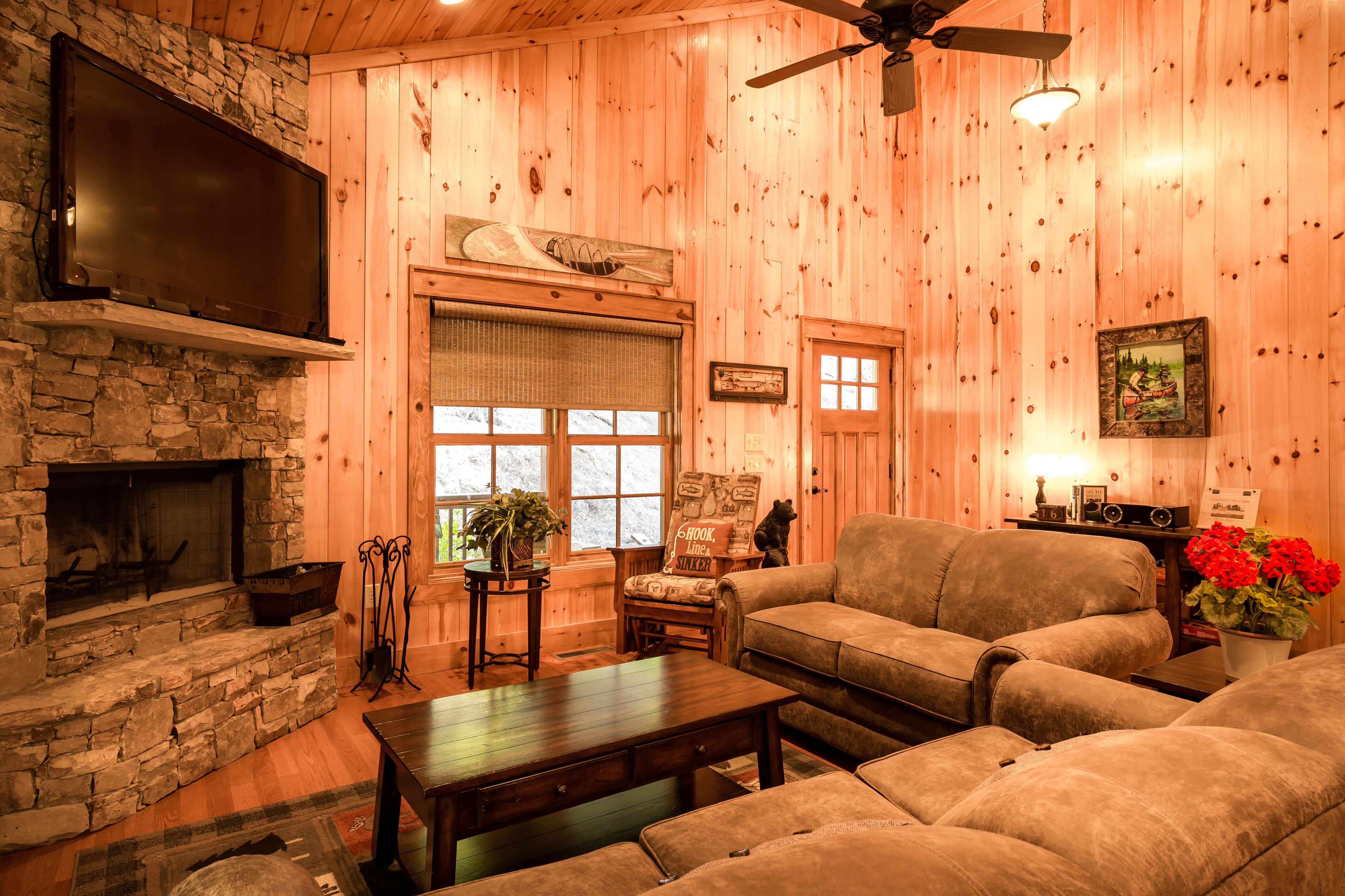 Simple Life - Lovely Cabin With Great Amenities! - Cashiers, NC