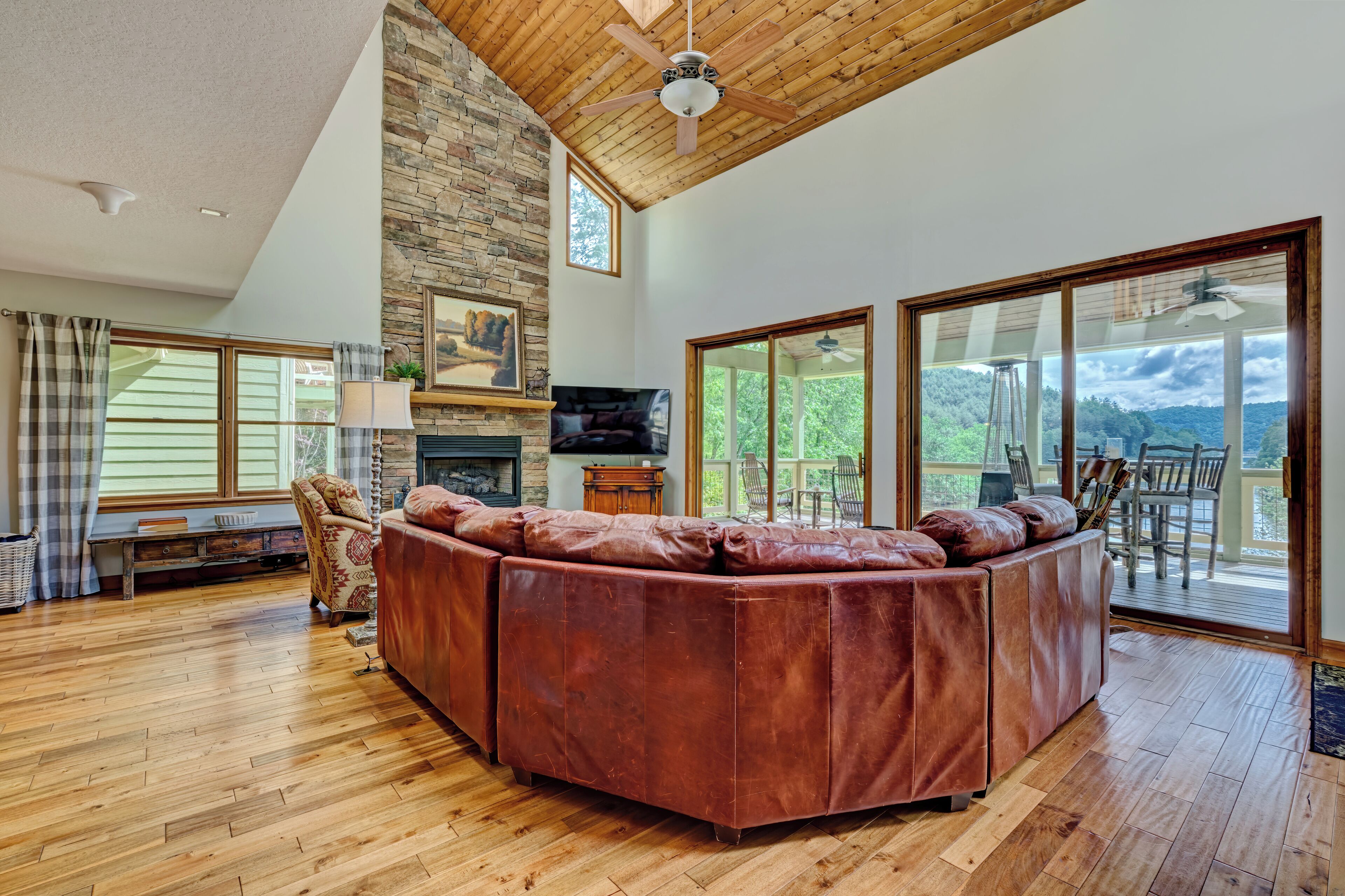 Split Rail - Amazing Lake Glenville Views! - Tuckasegee, NC